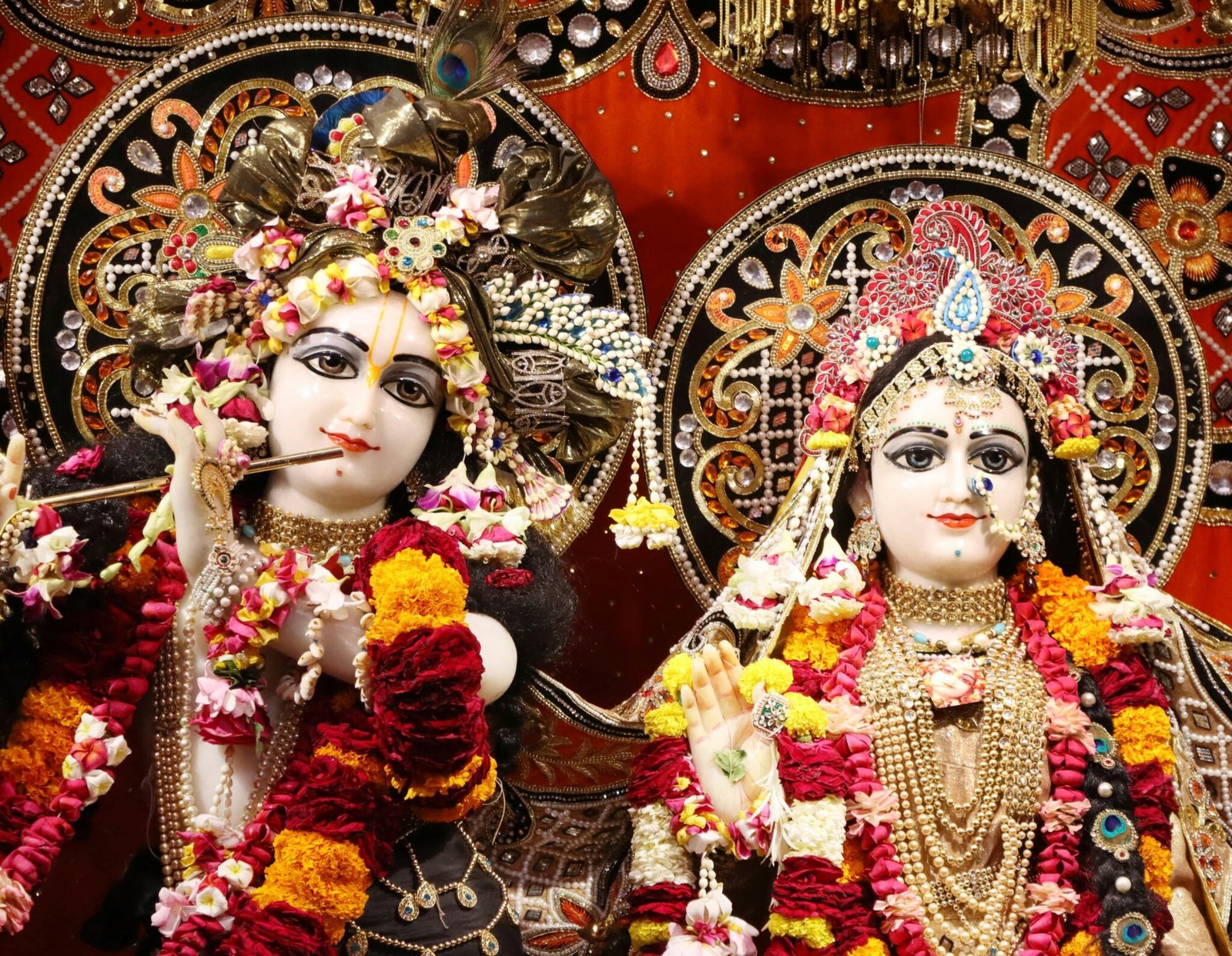 ISKCON Radha Krishna: The Divine Journey and Consumer Experiences